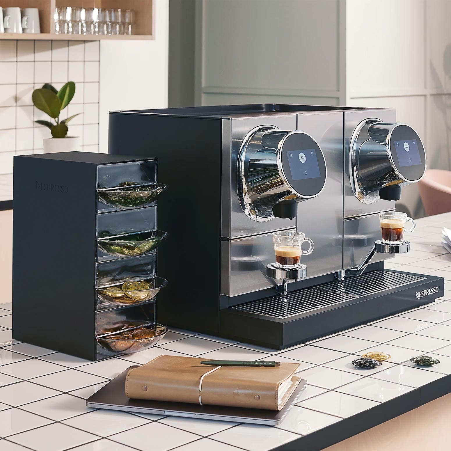 Kaffeemaschine Momento 200 - Presto Café Services